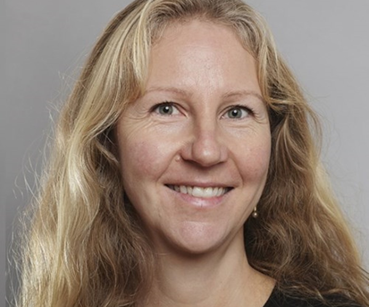 Guided Visual and Shared Reading With Eva